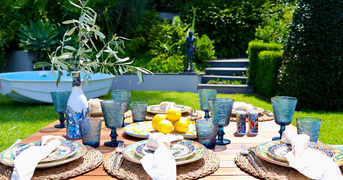 Piknik Mewah Lake Macquarie Amalfi Azure oleh Luxe Lakeside - Klook Indonesia